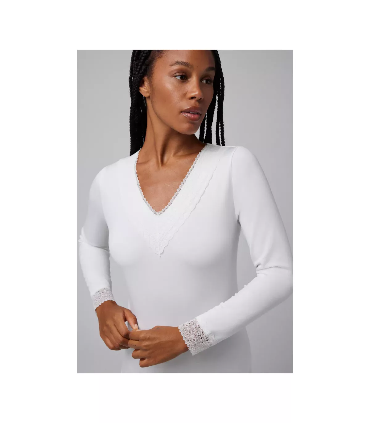 CAMISETA MUJER TERMICA CUELLO PICO DE YSABEL MORA REF: 70012 de venta online donde comprar desde ...